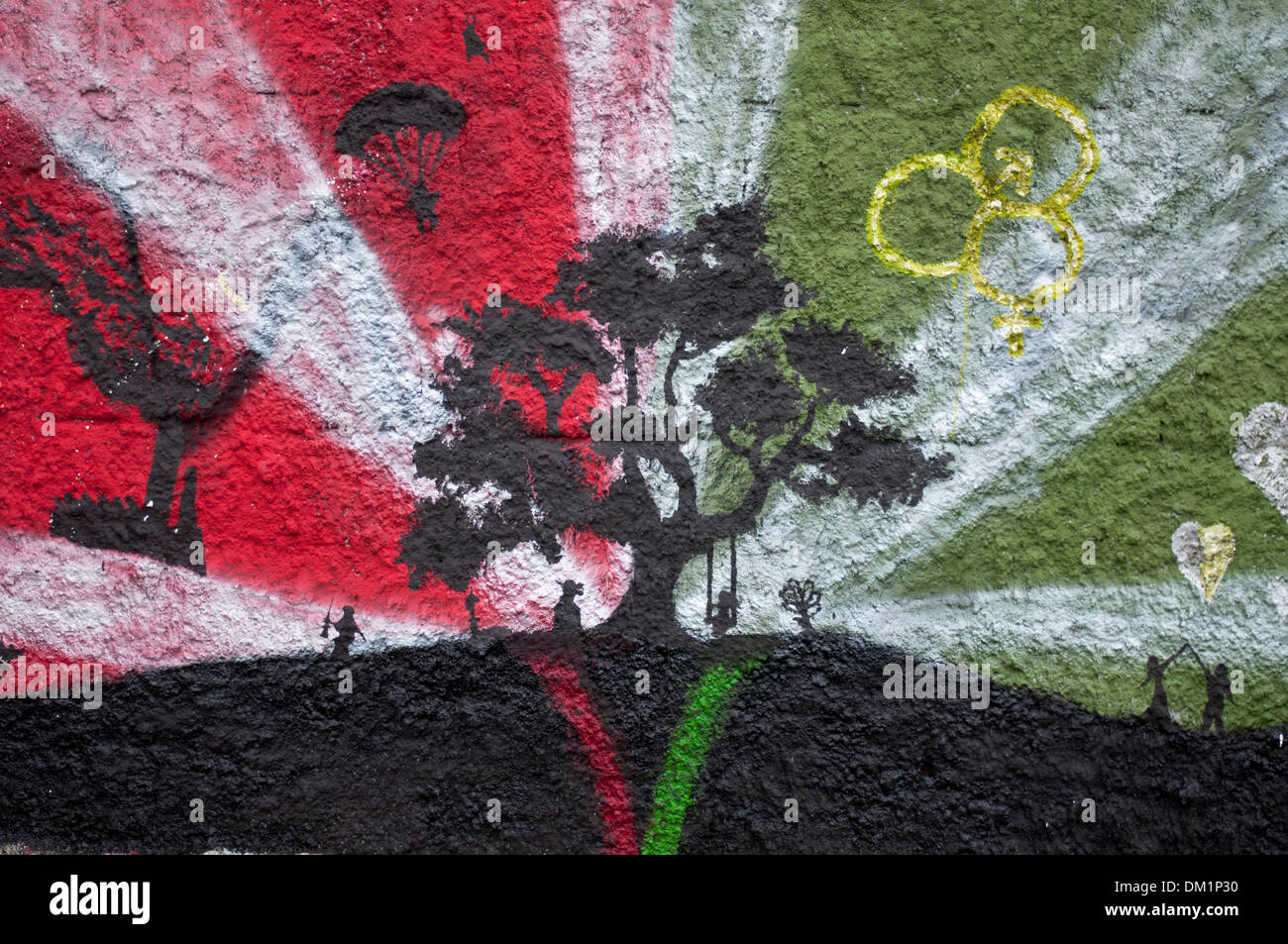 Tree wall graffiti hi-res stock photography and images - Alamy