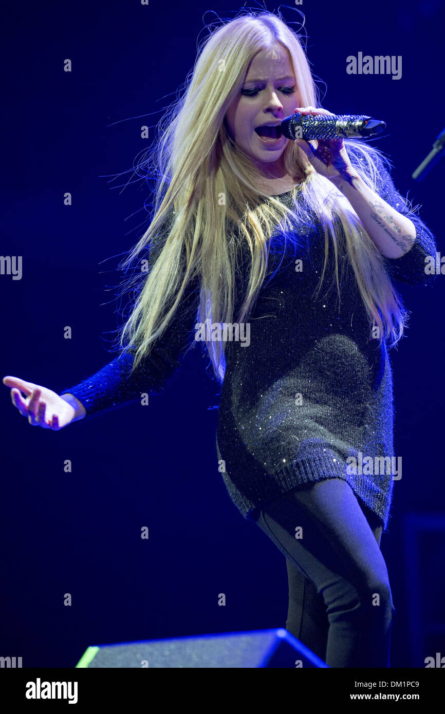 Avril lavigne performs live onstage hi-res stock photography and images ...