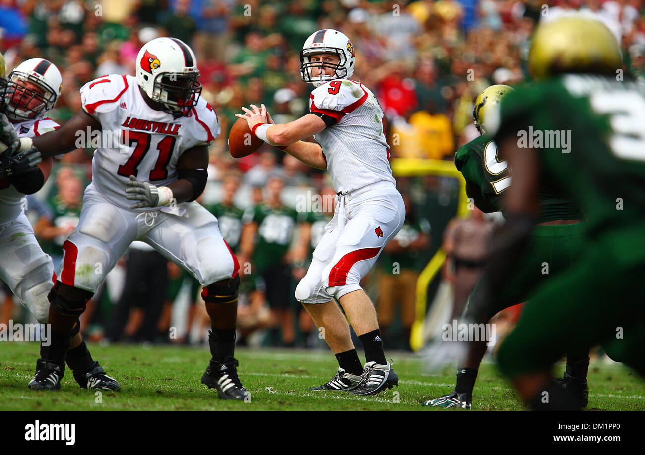 Louisville quarterback Adam Froman #9 sets up for a pass during the ...