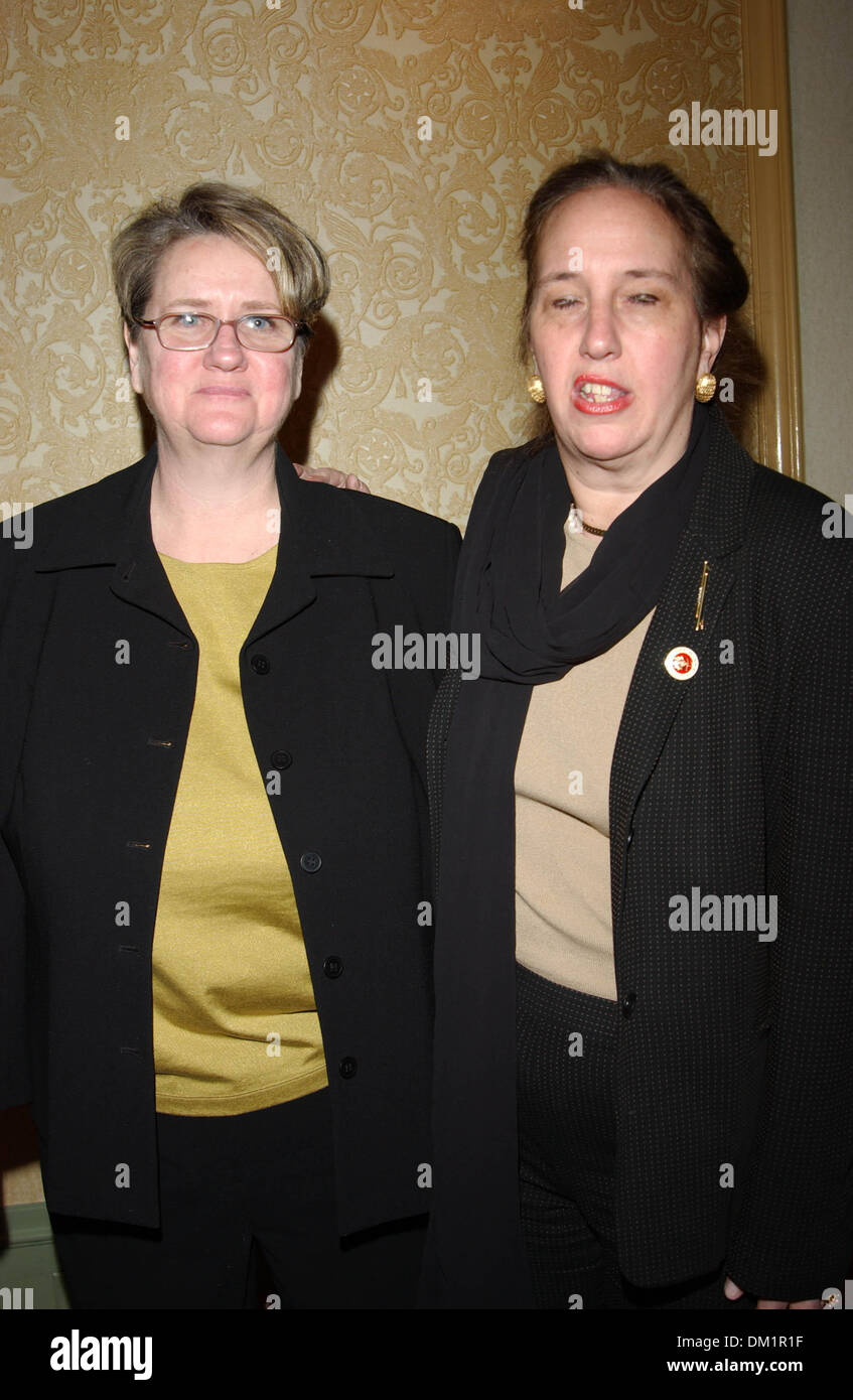 May 8, 2001 - .K40908AR.THE 2004 MUSE AWARDS LUNCHEON..NEW YORK HILTON ...