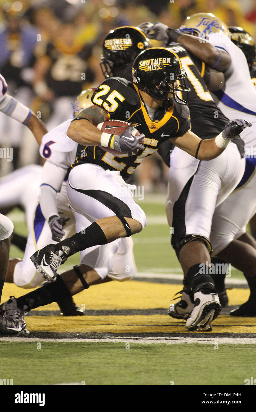 Southern Miss running back Damion Fletcher (25) cuts outside after ...