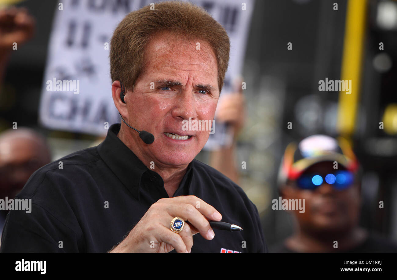 Darrell waltrip hi-res stock photography and images - Alamy