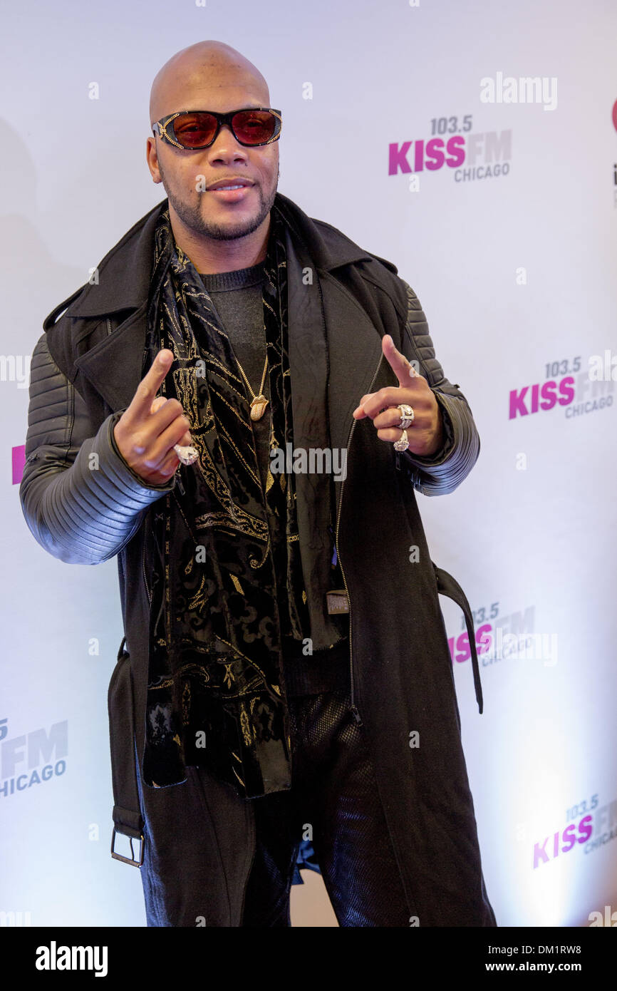 Chicago, Illinois, USA. 9th Dec, 2013. FLO RIDA (aka TRAMAR DILLARD ...