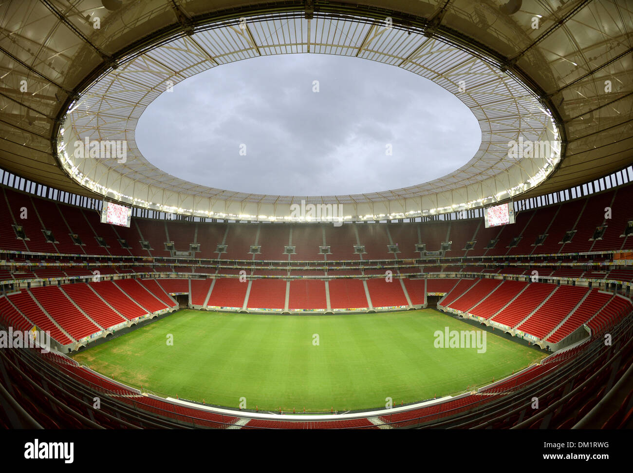World cup stadion of brasilia hi-res stock photography and images - Alamy