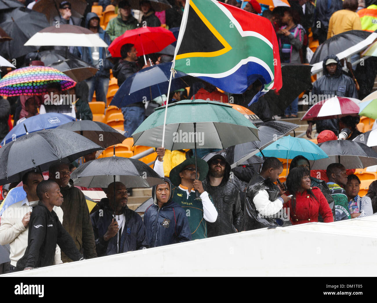 Johannesburg, South Africa. 10th Dec, 2013. People attend the memorial ...