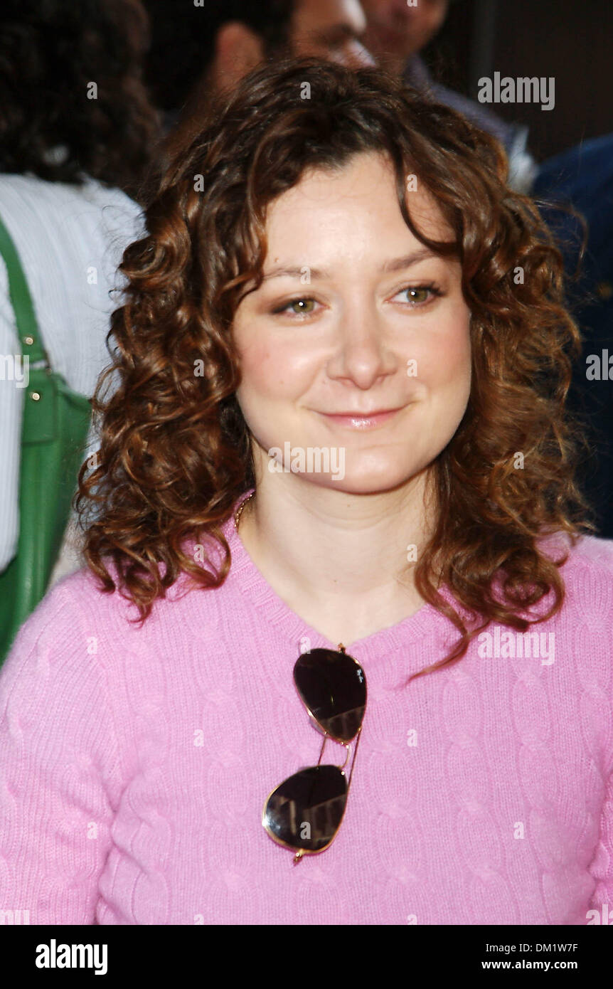 Sarah gilbert hi-res stock photography and images - Alamy