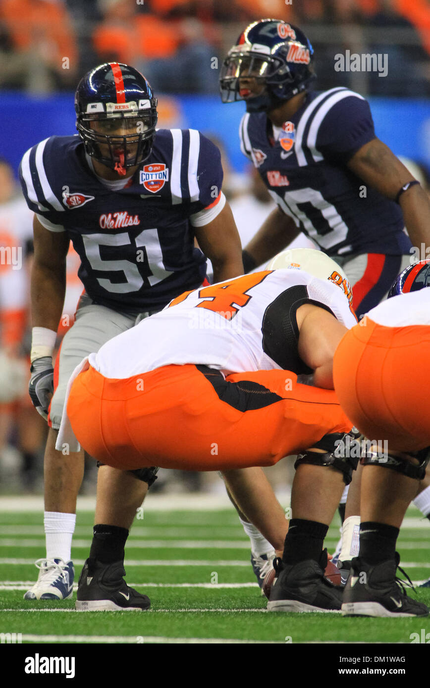 Ole Miss linebacker Jonathan Cornell (51) prepares to blitz during Ole ...