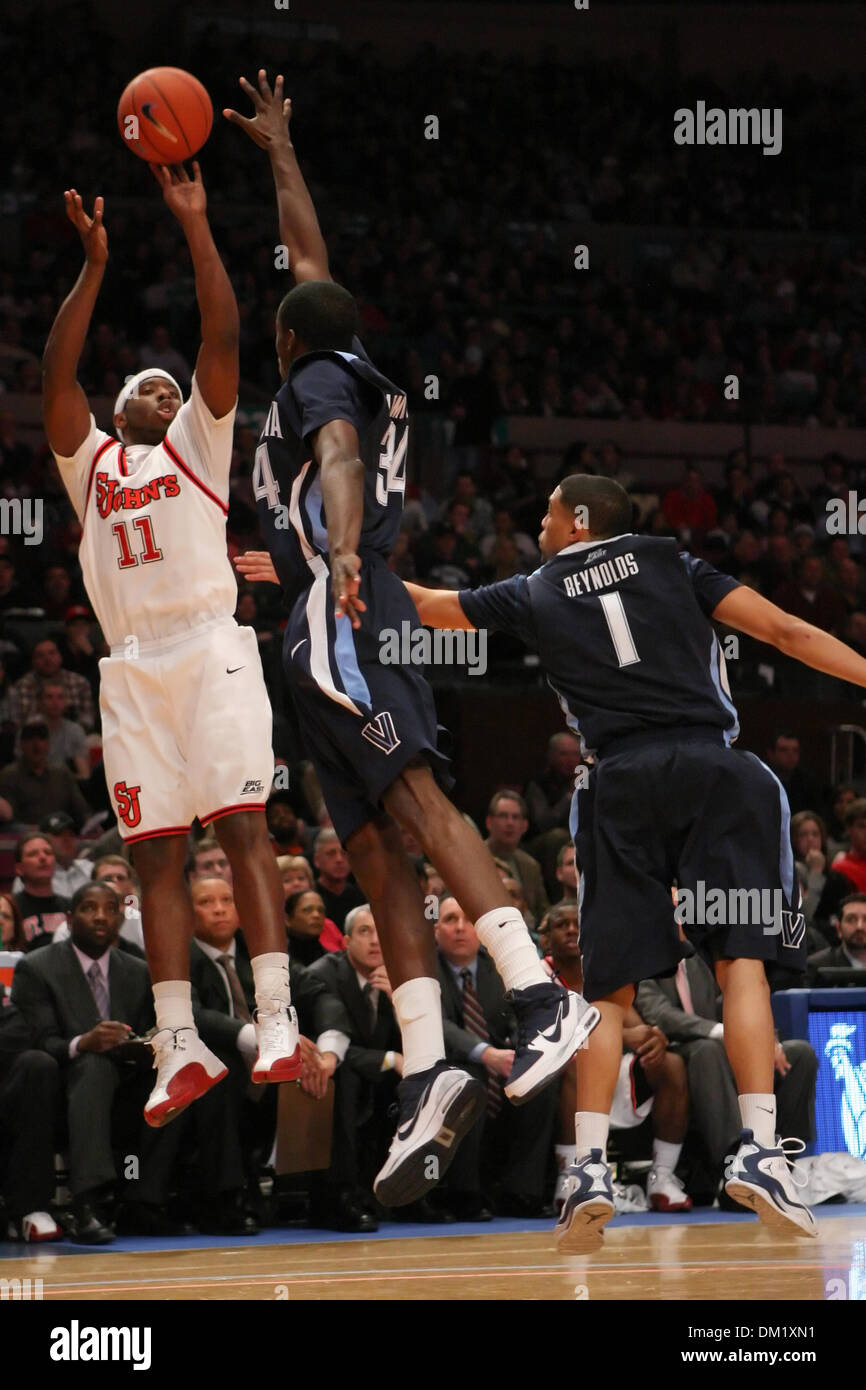 St Johns #11 Omari Lawrence keeps Villanova's #34 Isiah Armwood from ...