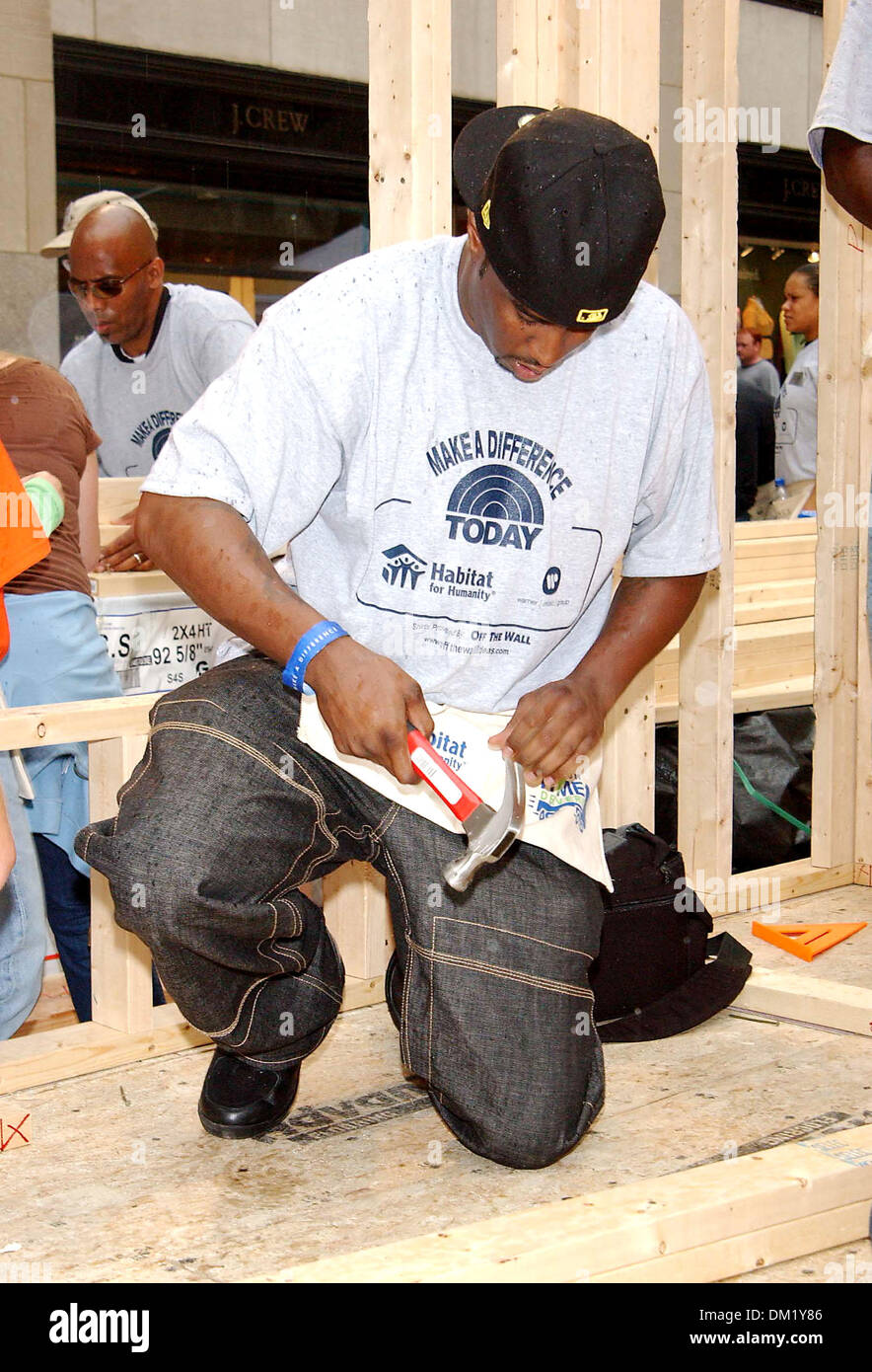 Feb. 16, 2002 - K45293AR.'' MAKE A DIFFERENCE TODAY '' FOR HABITAT FOR ...