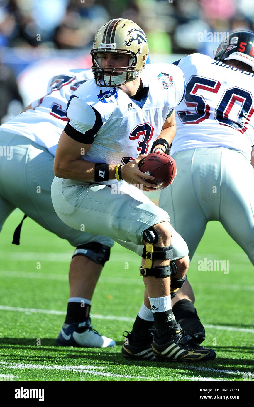 Western michigan football hi-res stock photography and images - Alamy