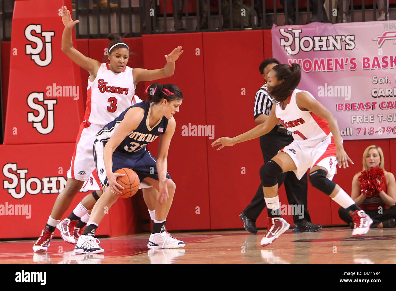 Notre dame forward becca bruszewski hi-res stock photography and images ...