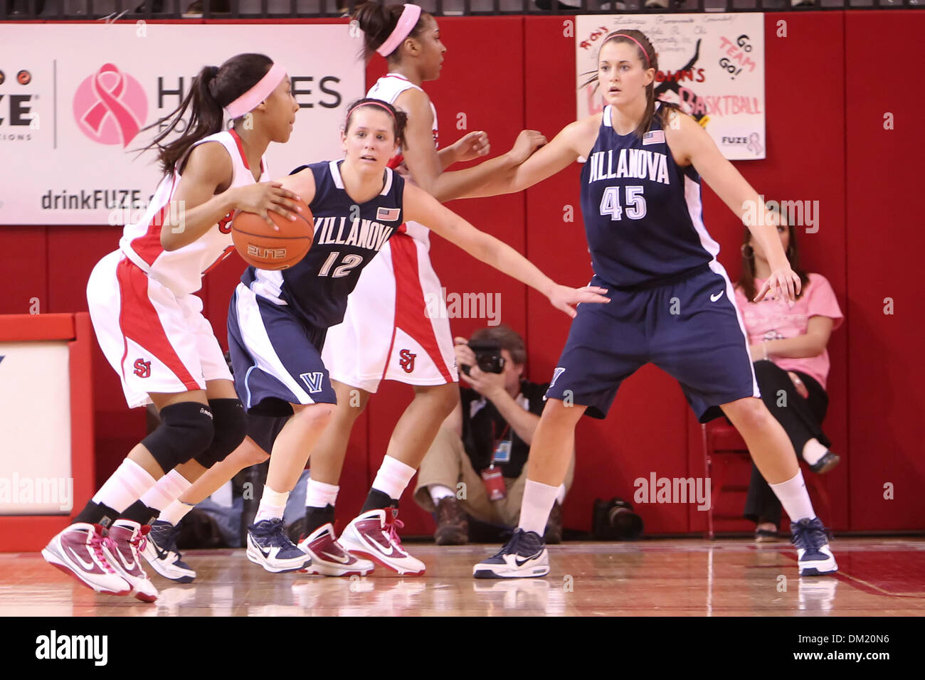 Lindsay dougherty hi-res stock photography and images - Alamy