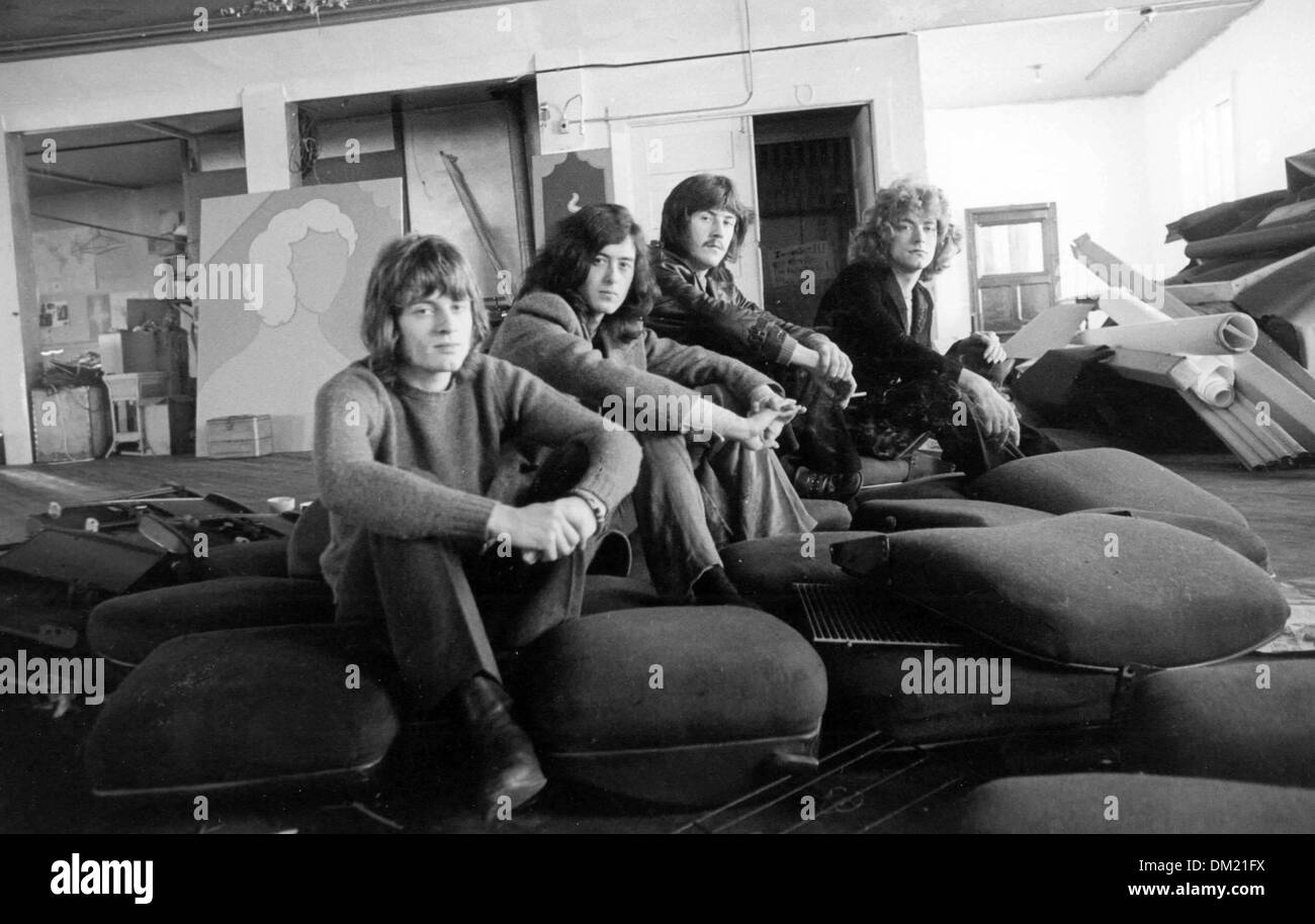 LED ZEPPELIN at Herb Greene Studio in San Francisco 1969.(Credit Image ...