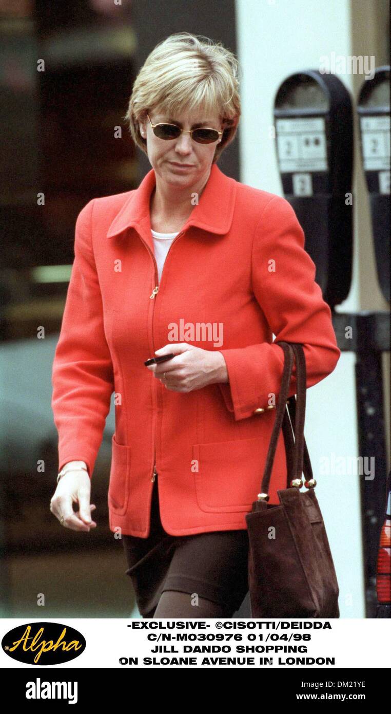 Apr. 1, 1998 - EXCLUSIVE 01/04/98 JILL DANDO SHOPPING ON SLOANE AVENUE ...