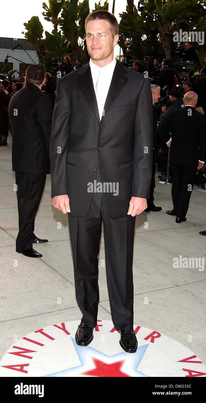 July 20, 2001 - K41927AR.VANITY FAIR OSCAR PARTY AT MORTONS IN LOS ...
