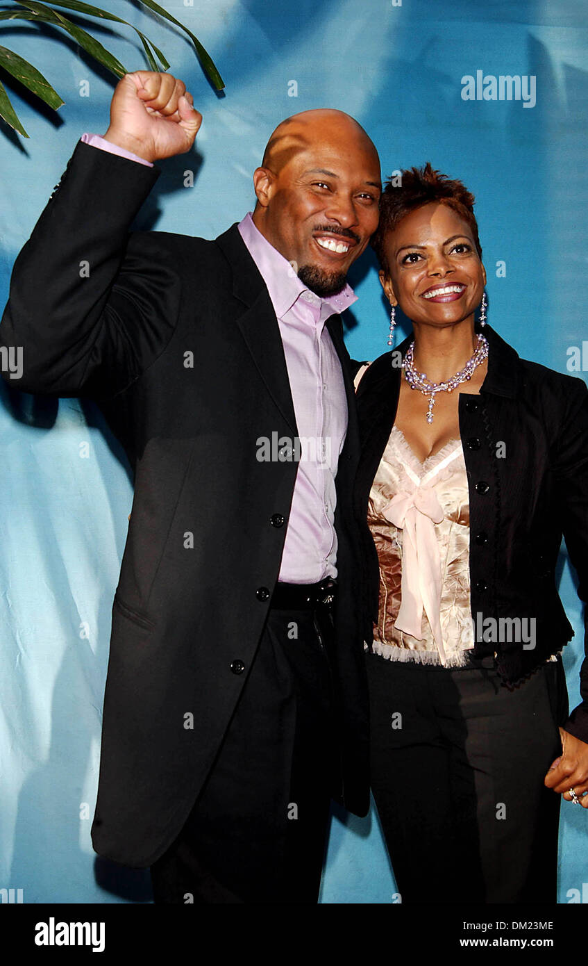 Joyce uchenna agu hi-res stock photography and images - Alamy