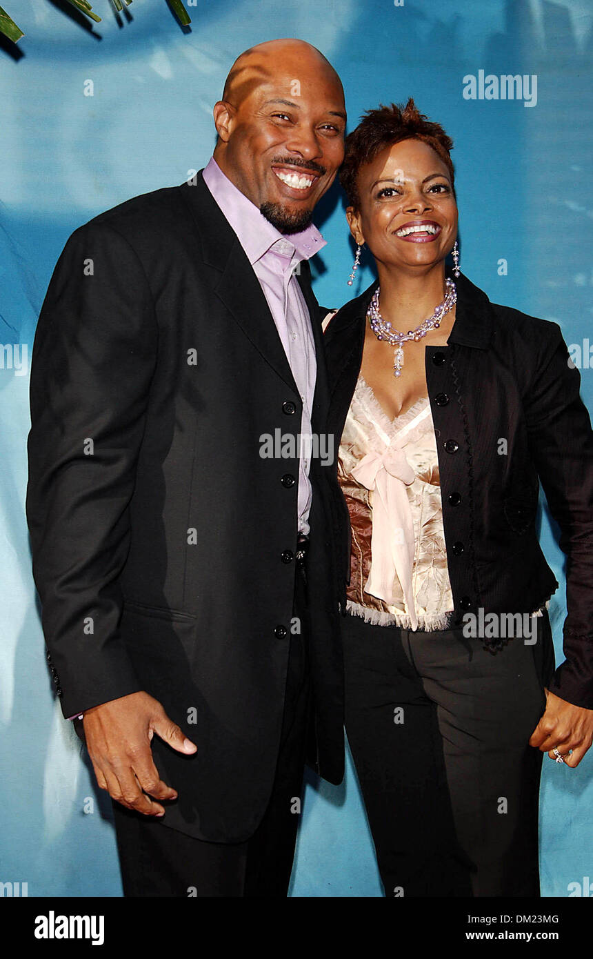 Joyce uchenna agu hi-res stock photography and images - Alamy