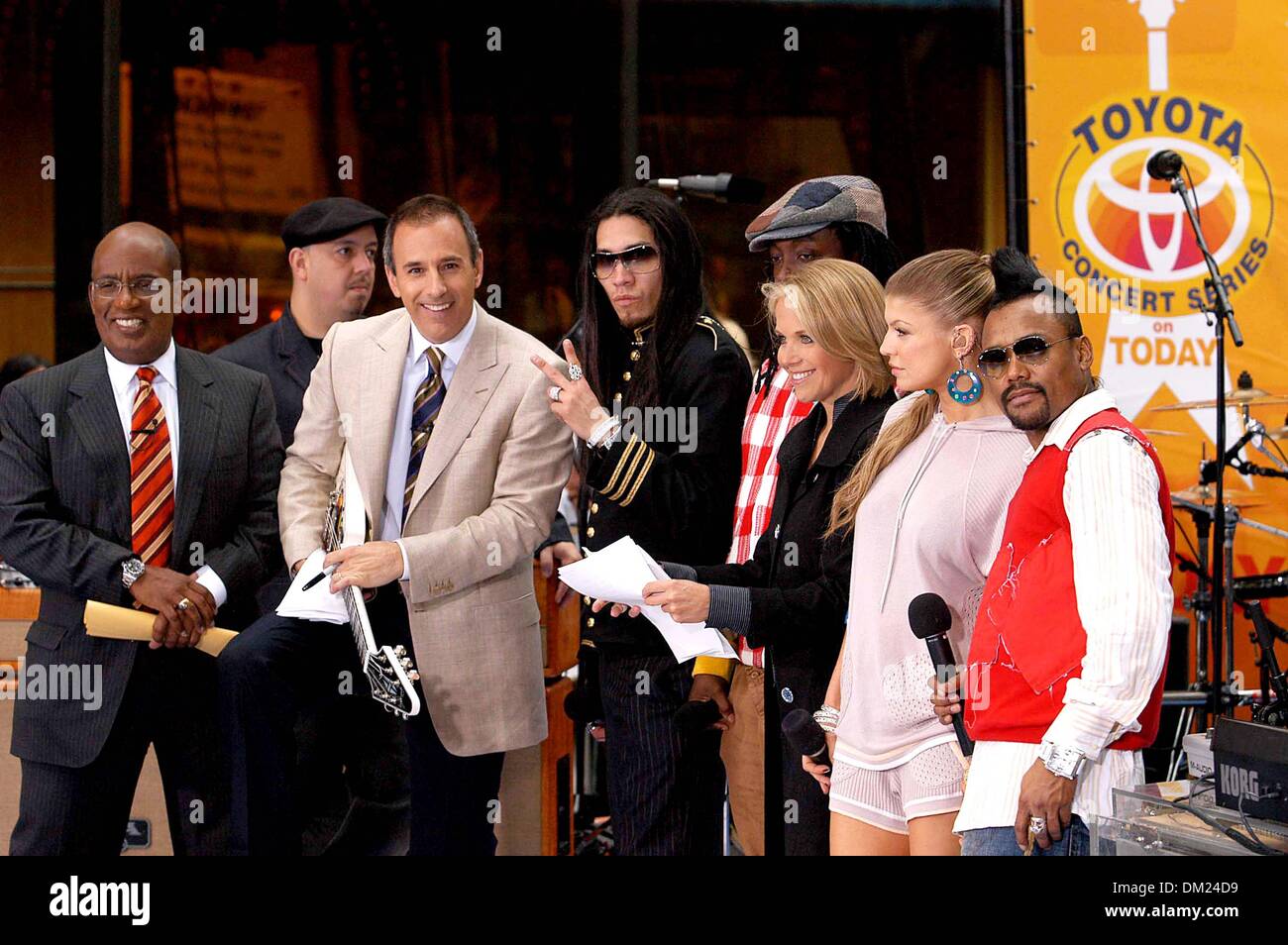 Apr. 18, 2002 - K43545AR.NBC'S '' TODAY SHOW SUMMER CONCERT SERIES ...