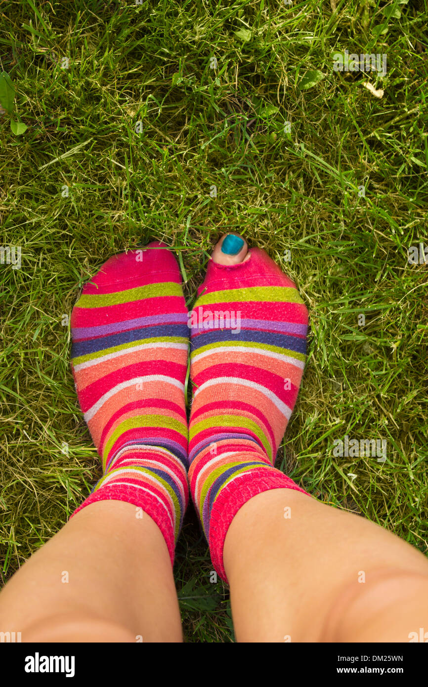 Toe and grass hi-res stock photography and images - Alamy