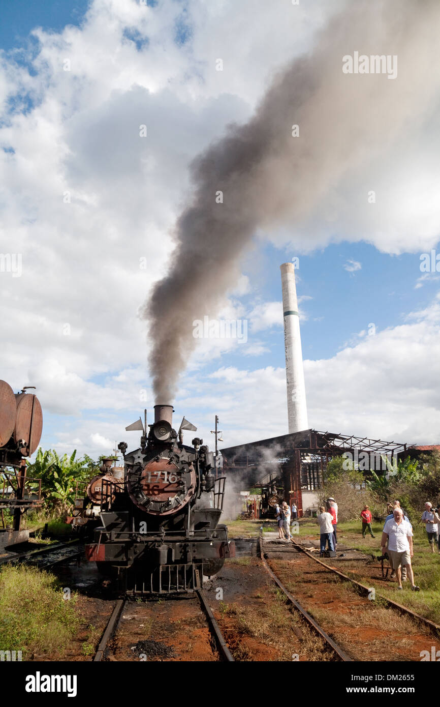 Cuba, working steam engine, Australia village, Cuba Caribbean Latin ...