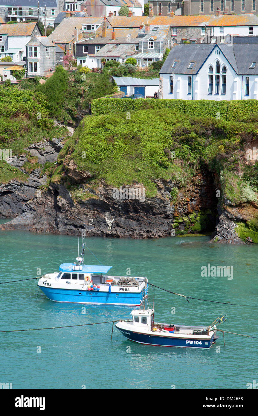 Fishing boats at Port Isaac in Cornwall, UK Stock Photo - Alamy