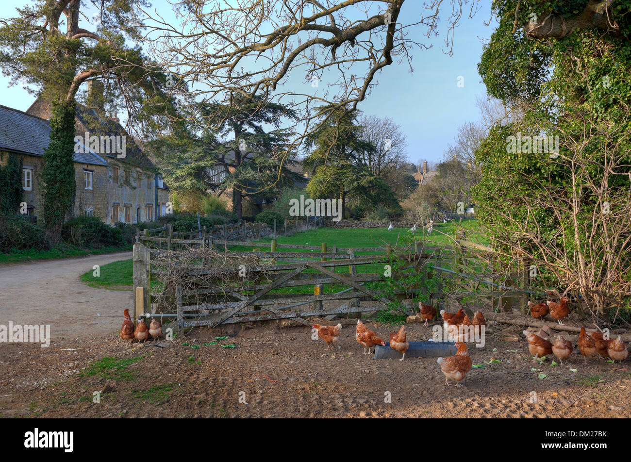 The scene old england farm hi-res stock photography and images - Alamy
