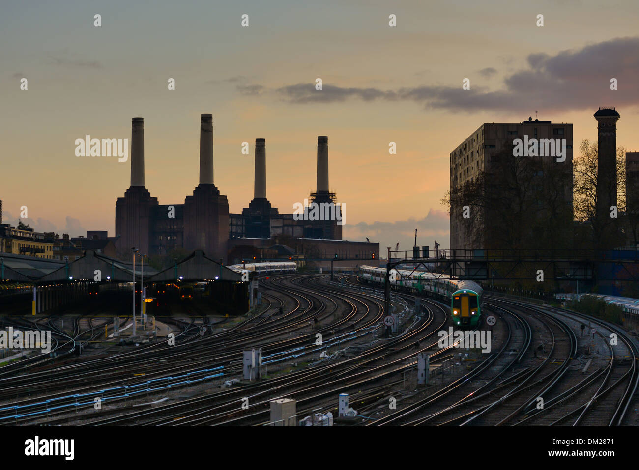 Battersea power station train hi-res stock photography and images - Alamy