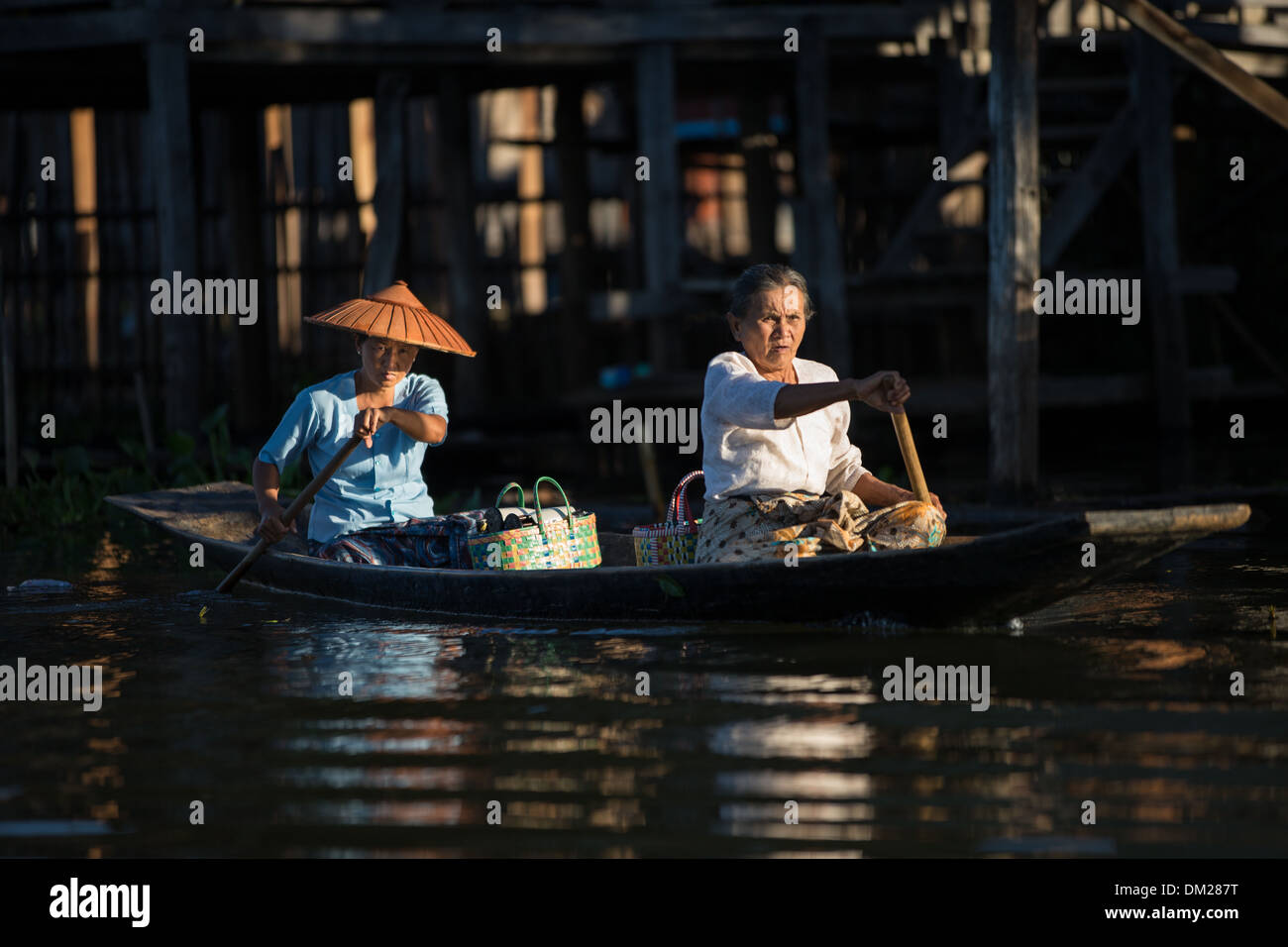 life on the water, Inle Lake, Myanmar (Burma Stock Photo - Alamy
