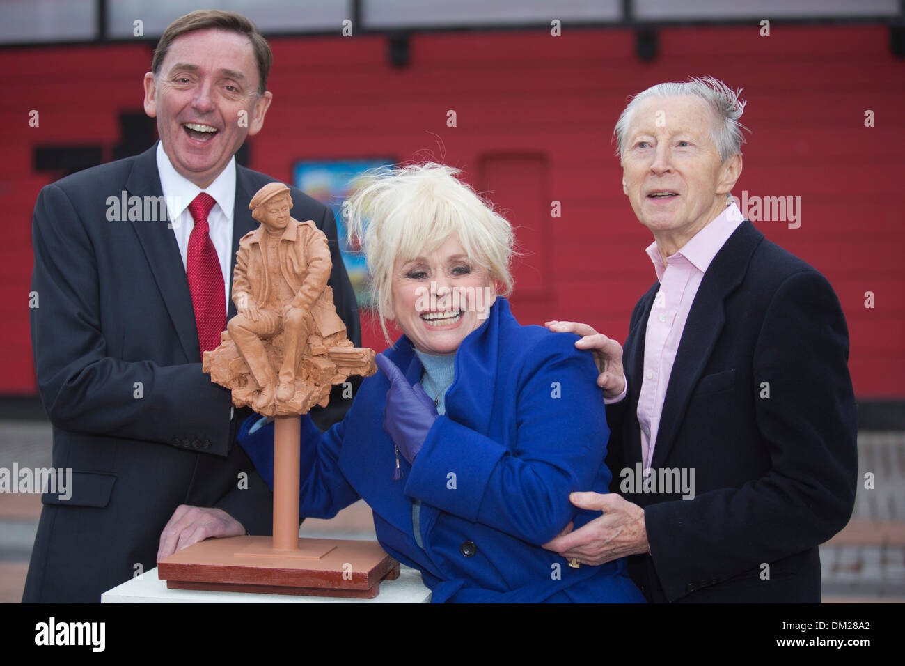 Barbara Windsor with Sir Robin Wales, Mayor of Newham (l), and actor ...