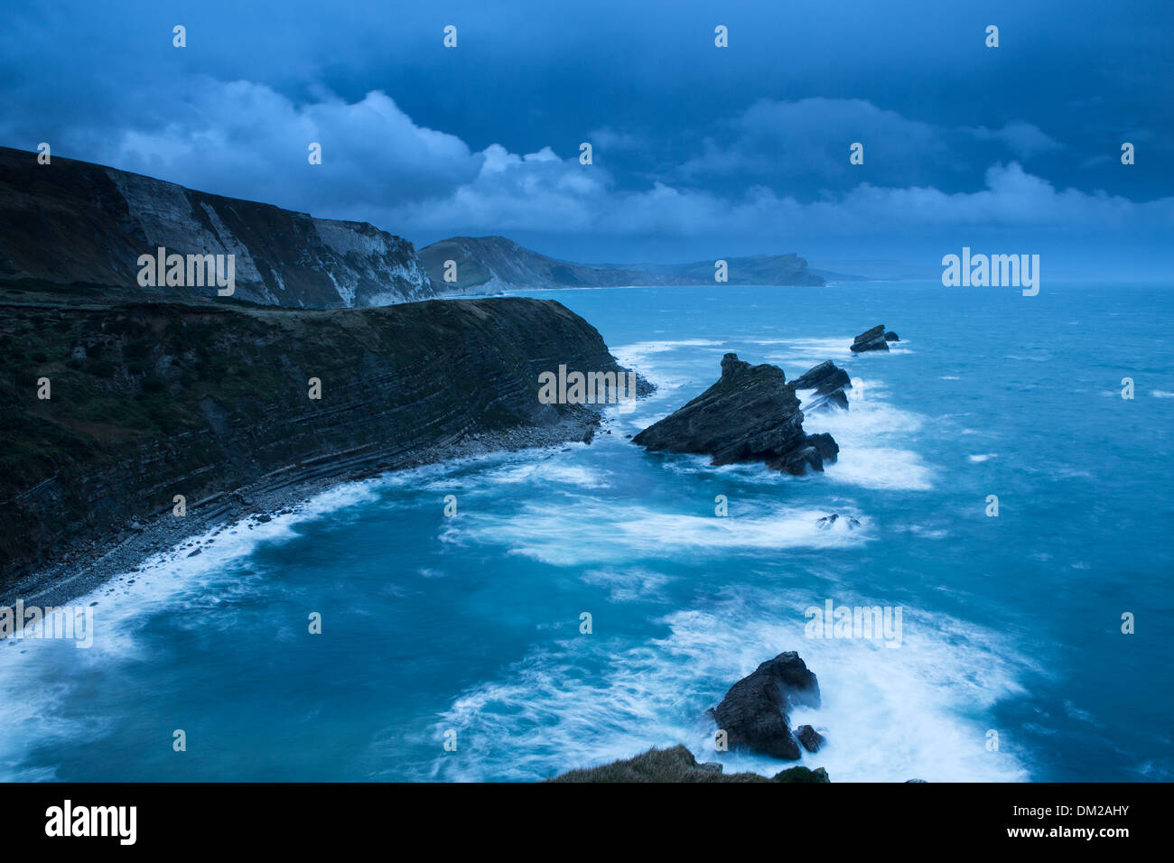Mupe Bay at dawn on a rough winter morning, Jurassic Coast, Dorset ...