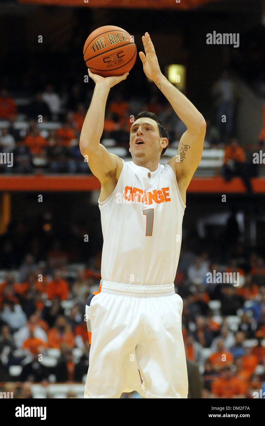 Syracuse guard Andy Rautins (1) launches the second half three from the ...