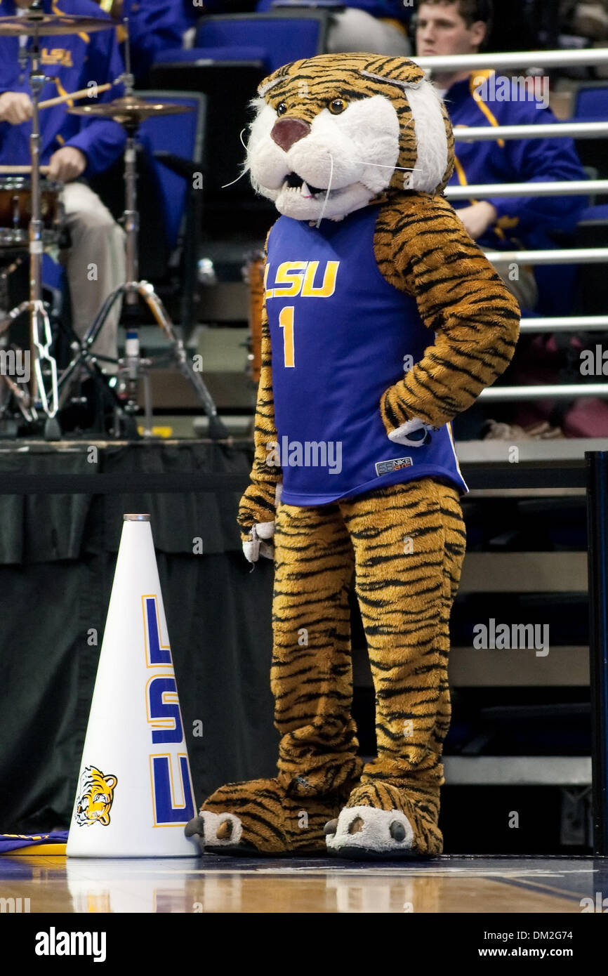 Mike the tiger hi-res stock photography and images - Alamy