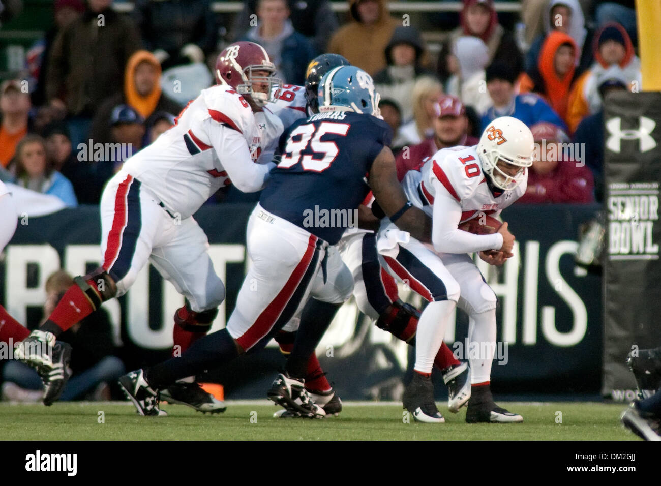 Under Armour Senior Bowl; North Carolina defensive lineman Cam Thomas ...