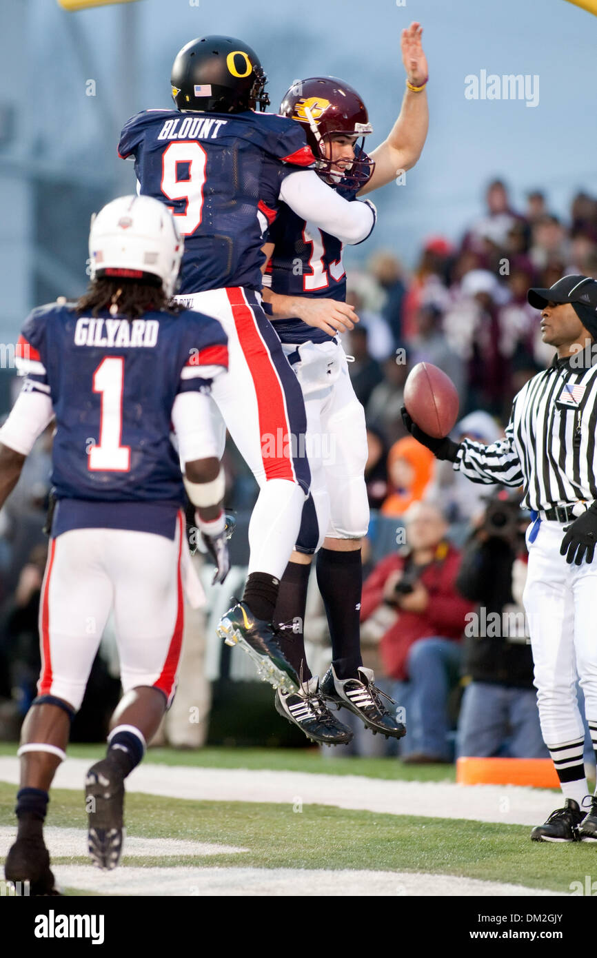 Under Armour Senior Bowl; Central Michigan quarterback Dan LeFevour ...