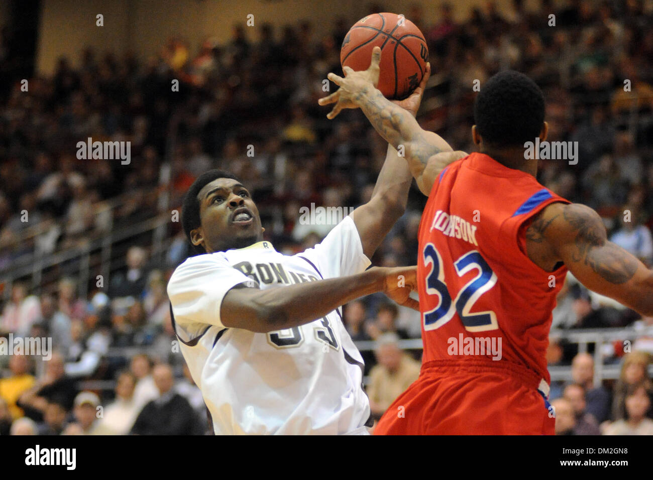 St. Bonaventure guard/forward Marquise Simmons (33) takes the lay-up as ...