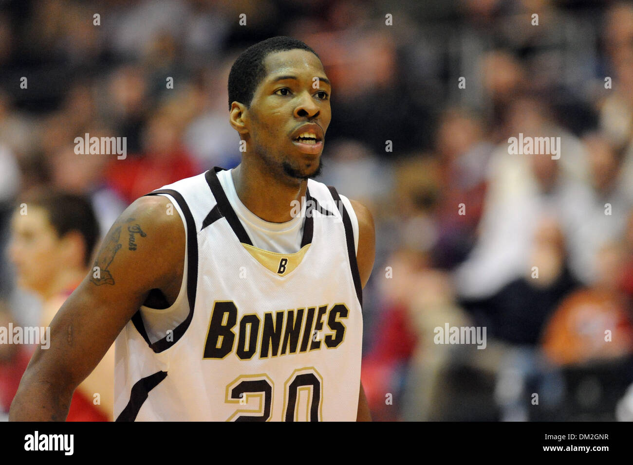 St. Bonaventure guard Malcolm Eleby (20) gets set to play full court ...