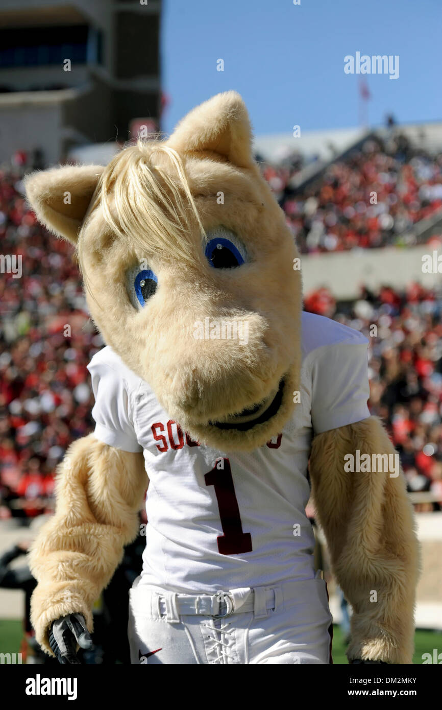 Oklahoma mascot ''Sooner'' cheers on his Sooners as the Texas Tech Red ...