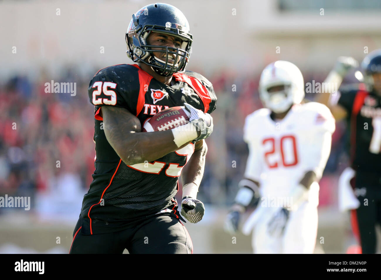 Texas Tech RB Baron Batch (25) rushes for 136 yards and 2 touchdowns as ...