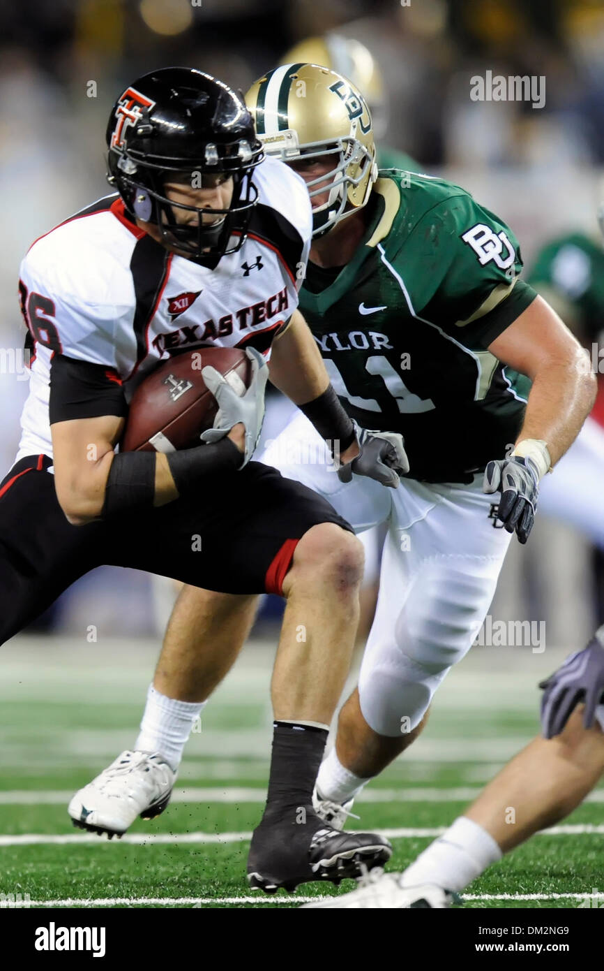 Texas Tech WR Alexander Torres (86) makes 7 receptions for 63 yards as ...