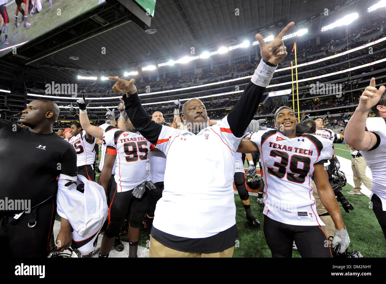 Ruffin mcneill hi-res stock photography and images - Alamy