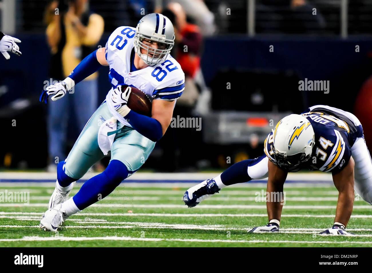 Dallas Cowboys tight end Jason Witten (82) makes the reception in the ...
