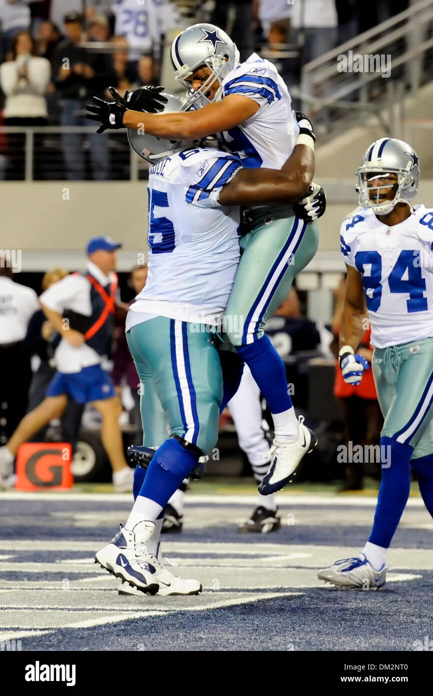 Dallas Cowboys wide receiver Miles Austin (19) celebrates his touchdown ...