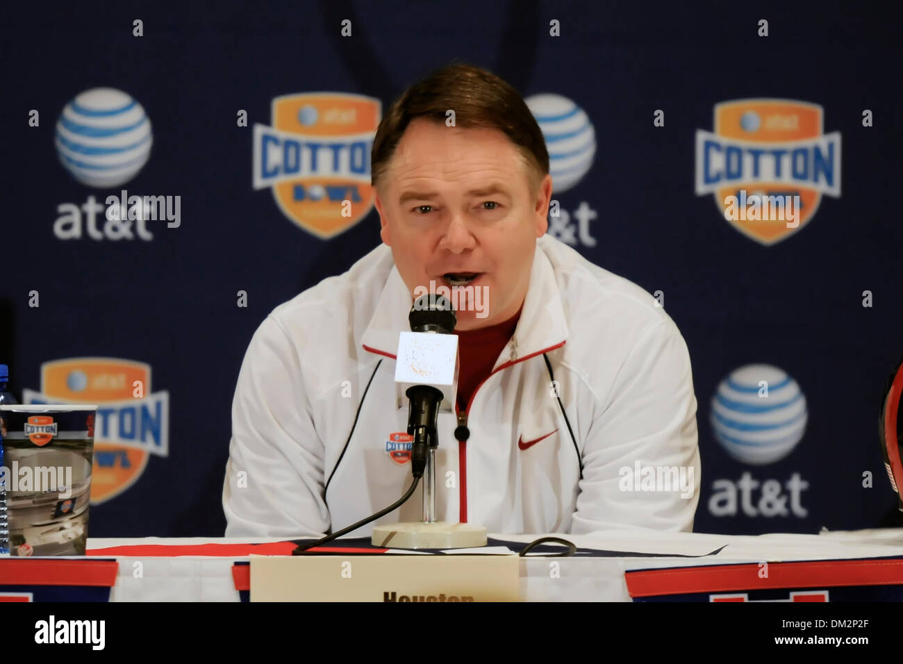 Oklahoma State Head coach Mike Gundy and Ole Miss Head Coach Houston ...