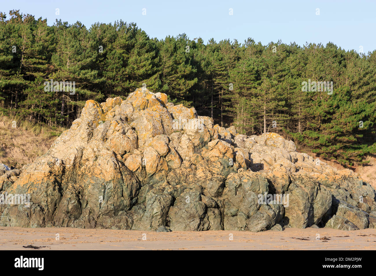 Pillow Lava Anglesey Stock Photos & Pillow Lava Anglesey Stock Images ...