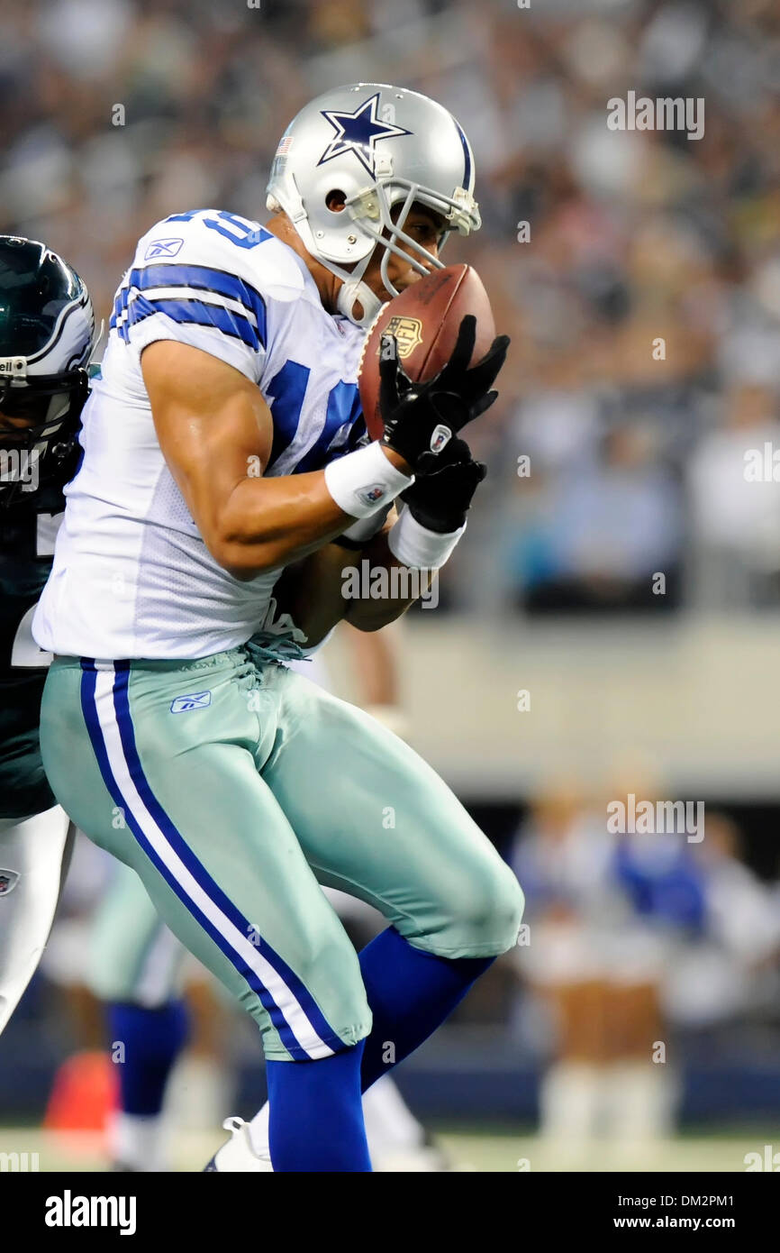 Dallas Cowboys wide receiver Miles Austin (19) makes the reception in ...