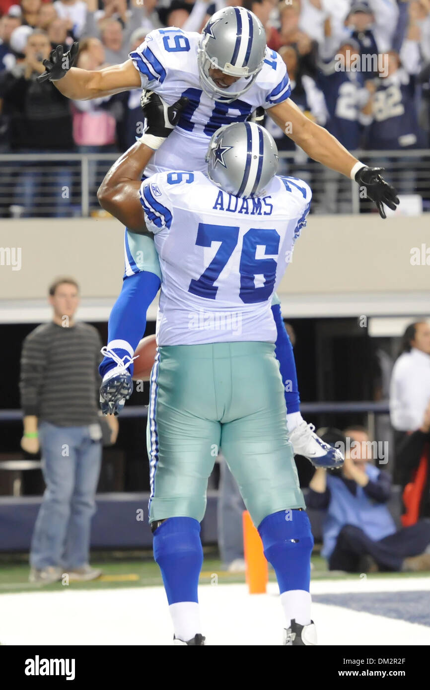 Dallas Cowboys wide receiver Miles Austin (19) celebrates his touchdown ...