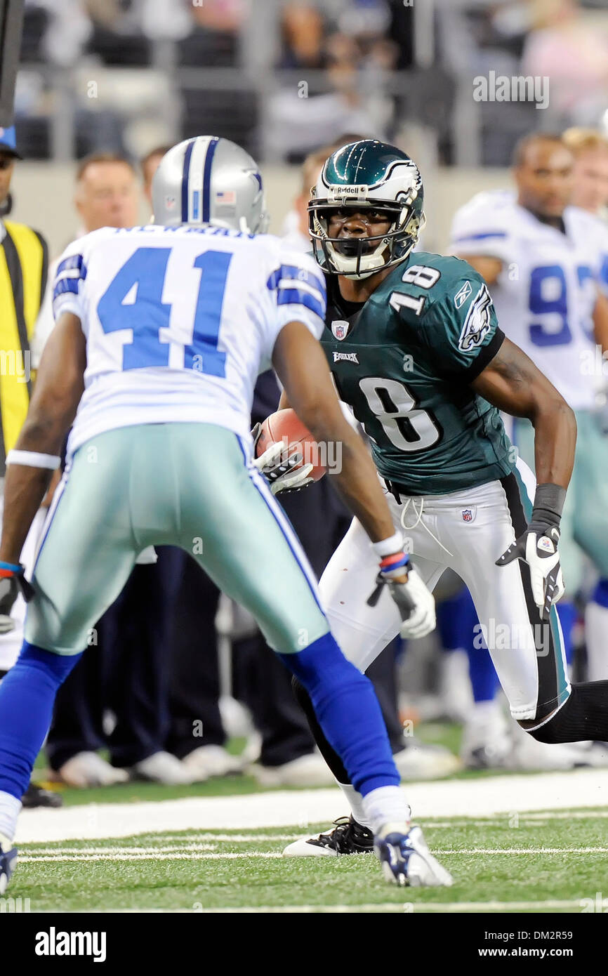 Philadelphia Eagles wide receiver Jeremy Maclin (18) makes the ...