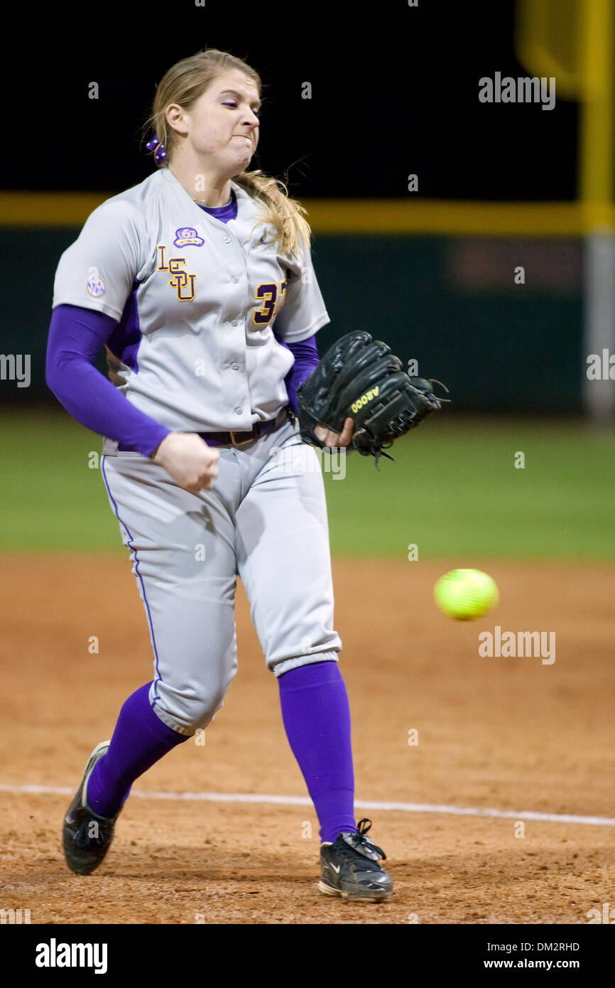 Louisiana-Monroe at LSU; LSU pitcher Allison Falcon fires a pitch ...