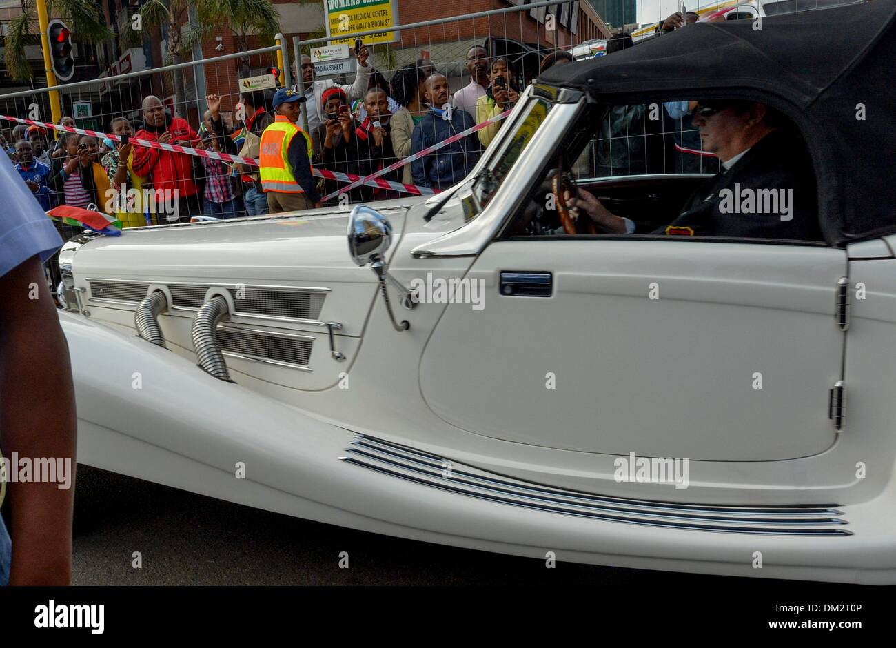 South africa president car hi-res stock photography and images - Alamy