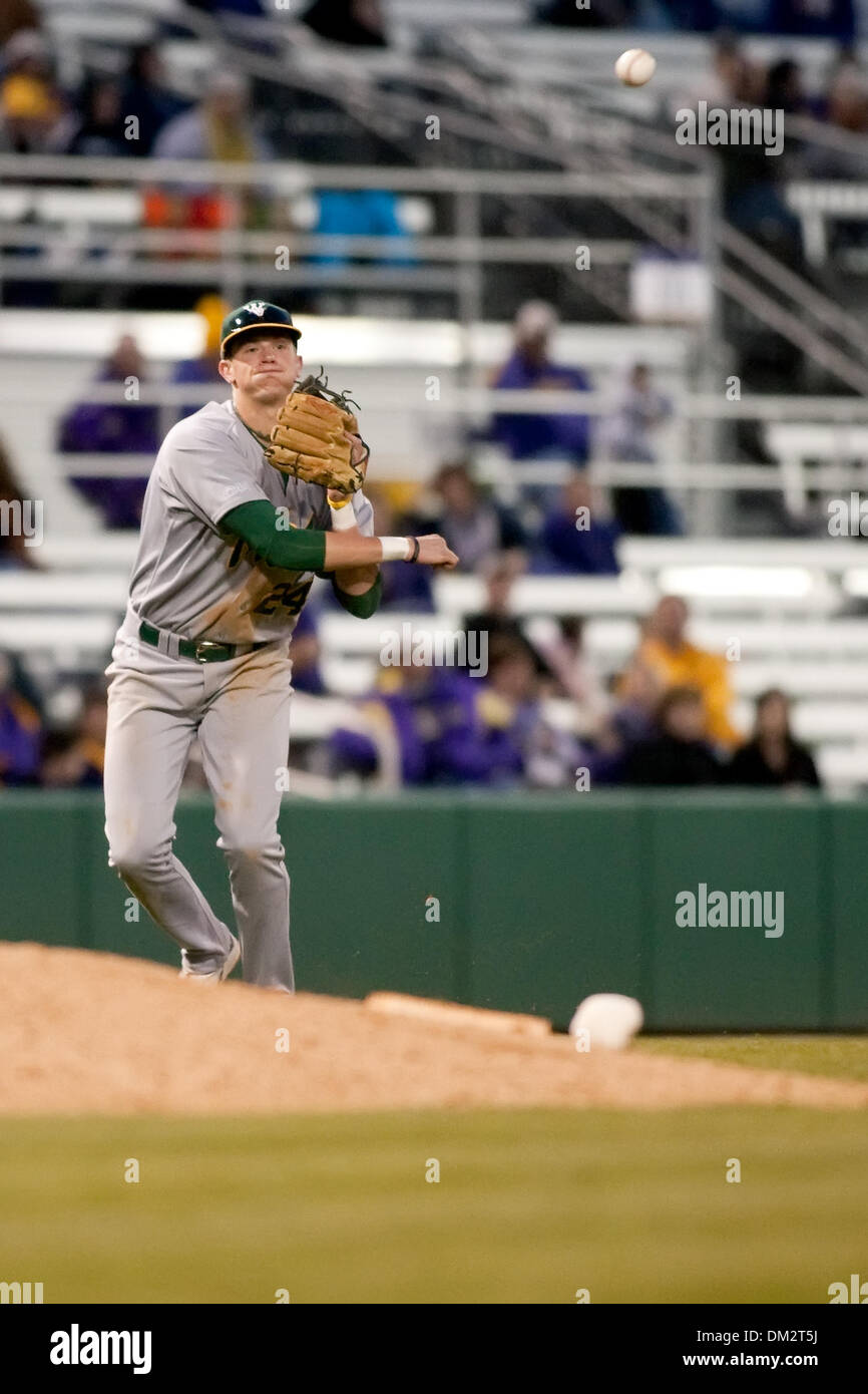 William & Mary at LSU; William & Mary third baseman Ryan Williams ...